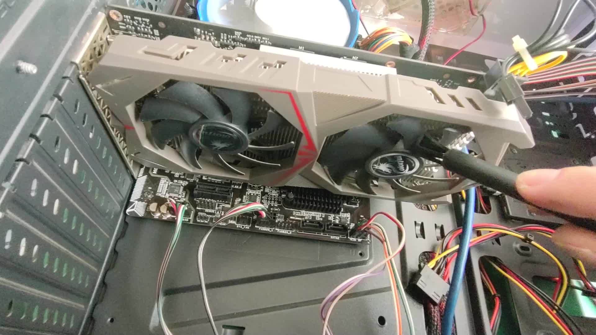 电脑主机噪音大这样就能轻松解决