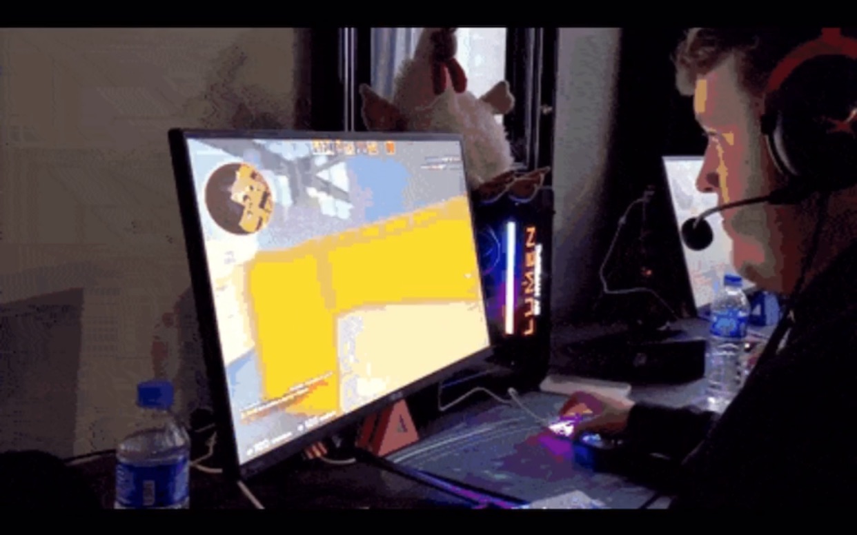 世界排名第一的csgo选手是怎么握鼠标的
