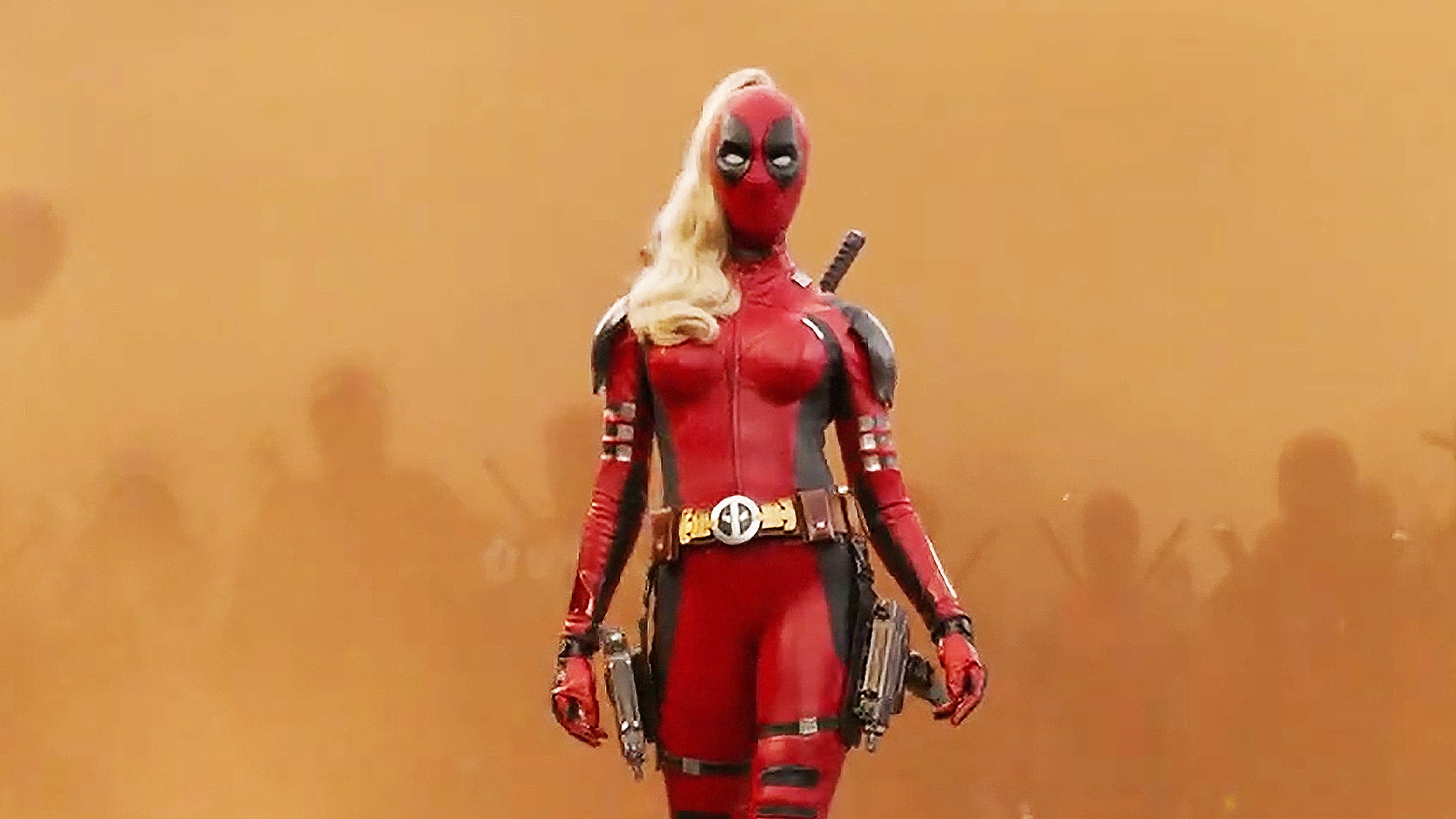 女死侍全身亮相!贱贱模仿蜘蛛侠!漫威《死侍3》终极预告,小狼女X-23...