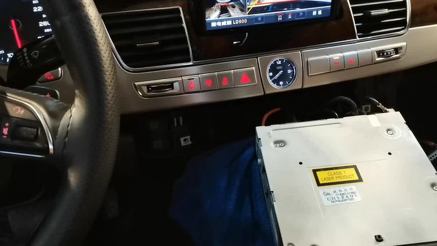 奥迪A8加装360全景影像系统,车模还没刷先看看显示效果