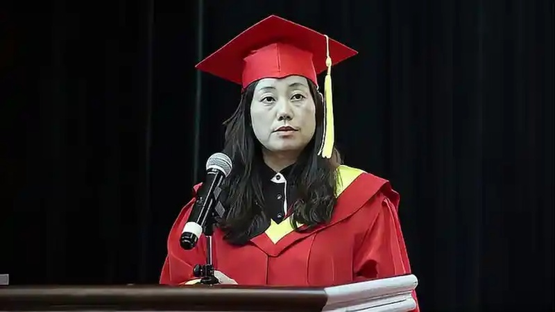 快讯!哈佛大学毕业典礼上中国女孩江玉蓉演讲引人注目