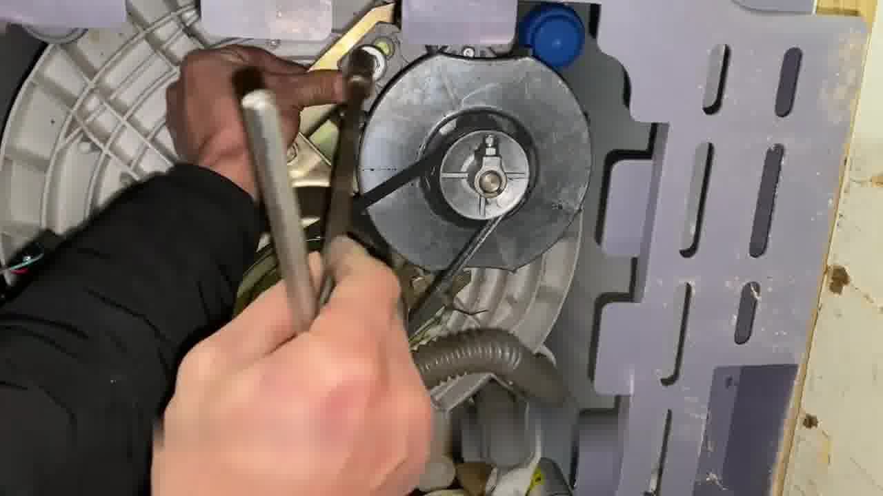 洗衣机滚筒脱水时剧烈晃动原因怎么办呢?原来要这么做