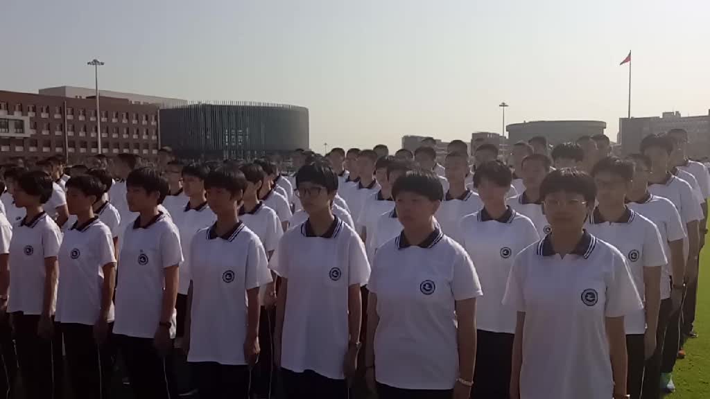 新生军训,锻炼意志锻炼耐力培养坚强勇敢的信仰!