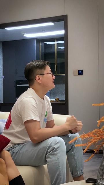 窗户没选对,每天在家活受罪!系统门窗装修哥装修现场