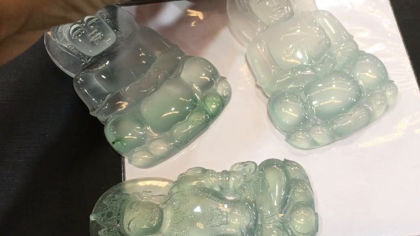 随便一个好几万!真正的高冰种翡翠观音吊坠!