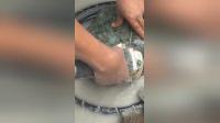 翡翠原石去皮过程