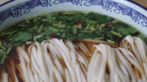 面条这样做简单好吃,味道鲜美,三分钟做一大碗,太香了