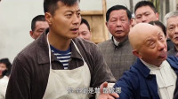 城管暴力执法引起群愤,局长出马碰到大领导,结局让人.