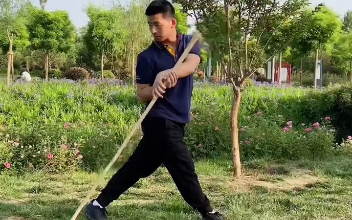 【武术】初级棍术第四段慢动作教学,大家可以把四段教学都看一遍,...