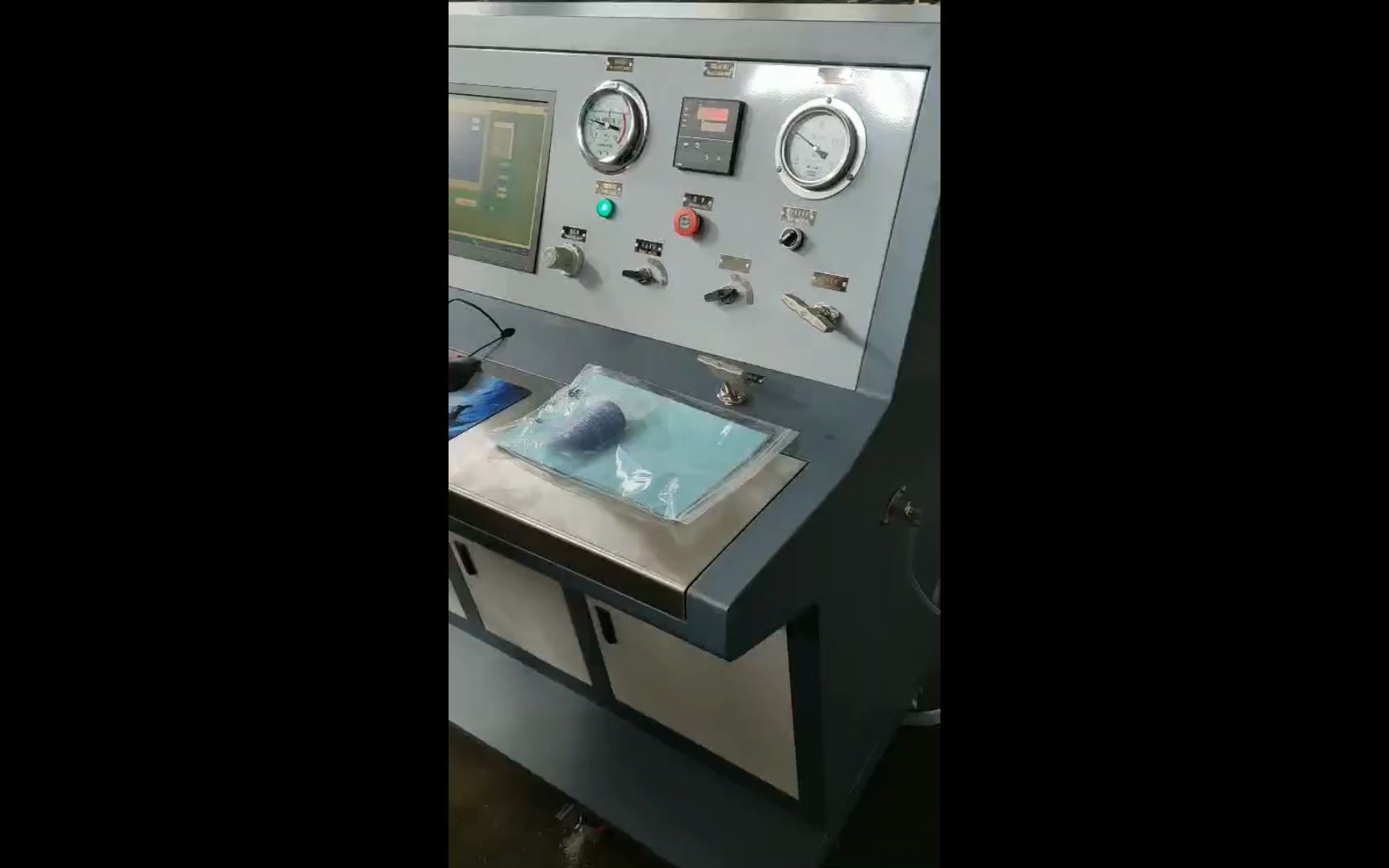 钢管水压试验机