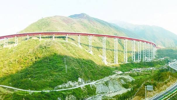 中国又建一世界大桥,钢管填充混凝土,地形再复杂的地区也适用