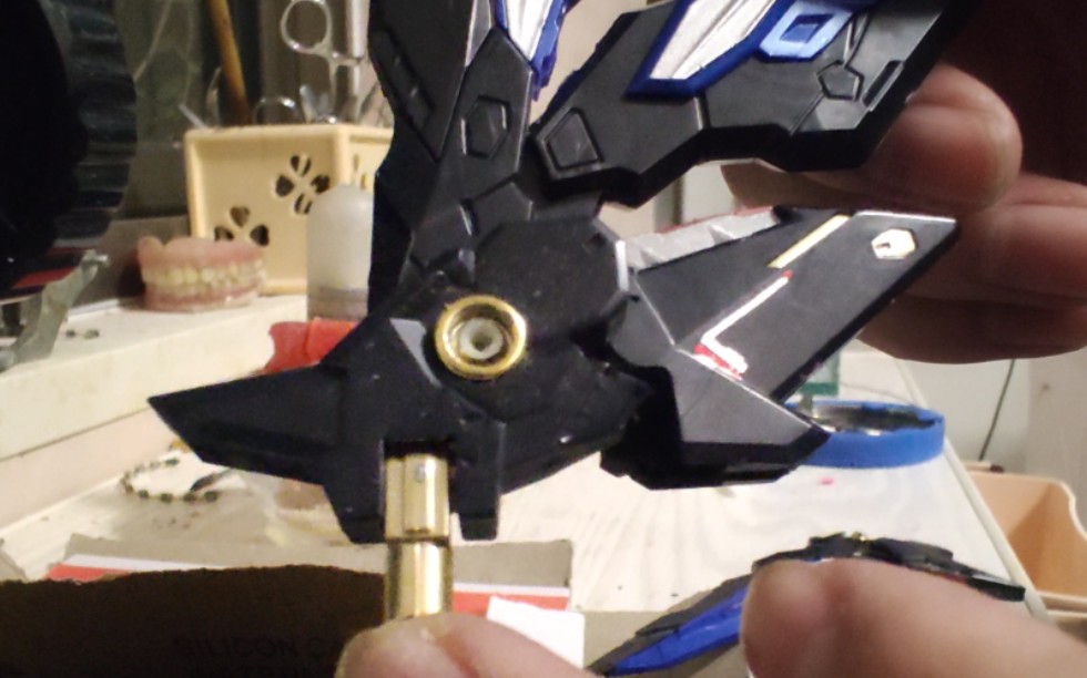 0成本高达关节打桩修复