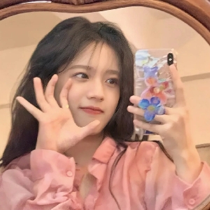 Celina_卿叶 