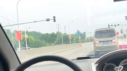 驾车用公交的方式打开津港公路