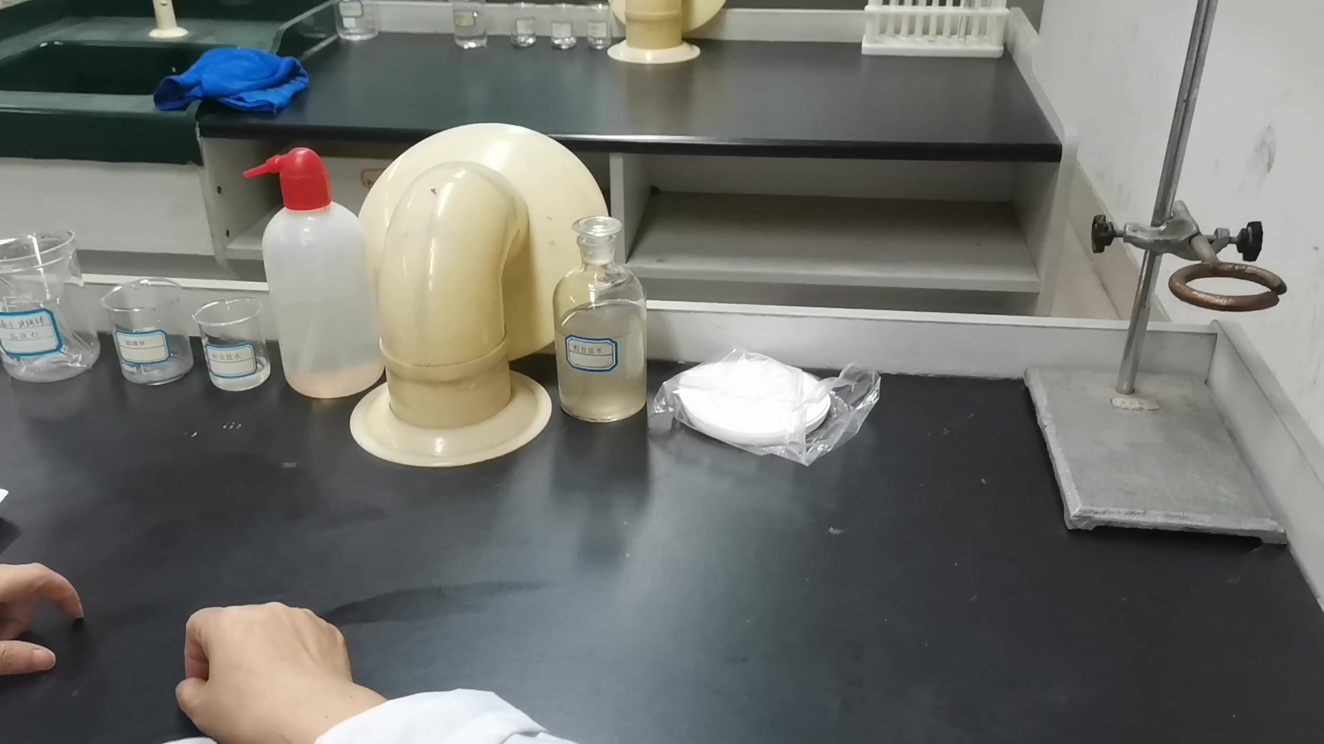 试题6 组装过滤装置并过滤粗食盐水