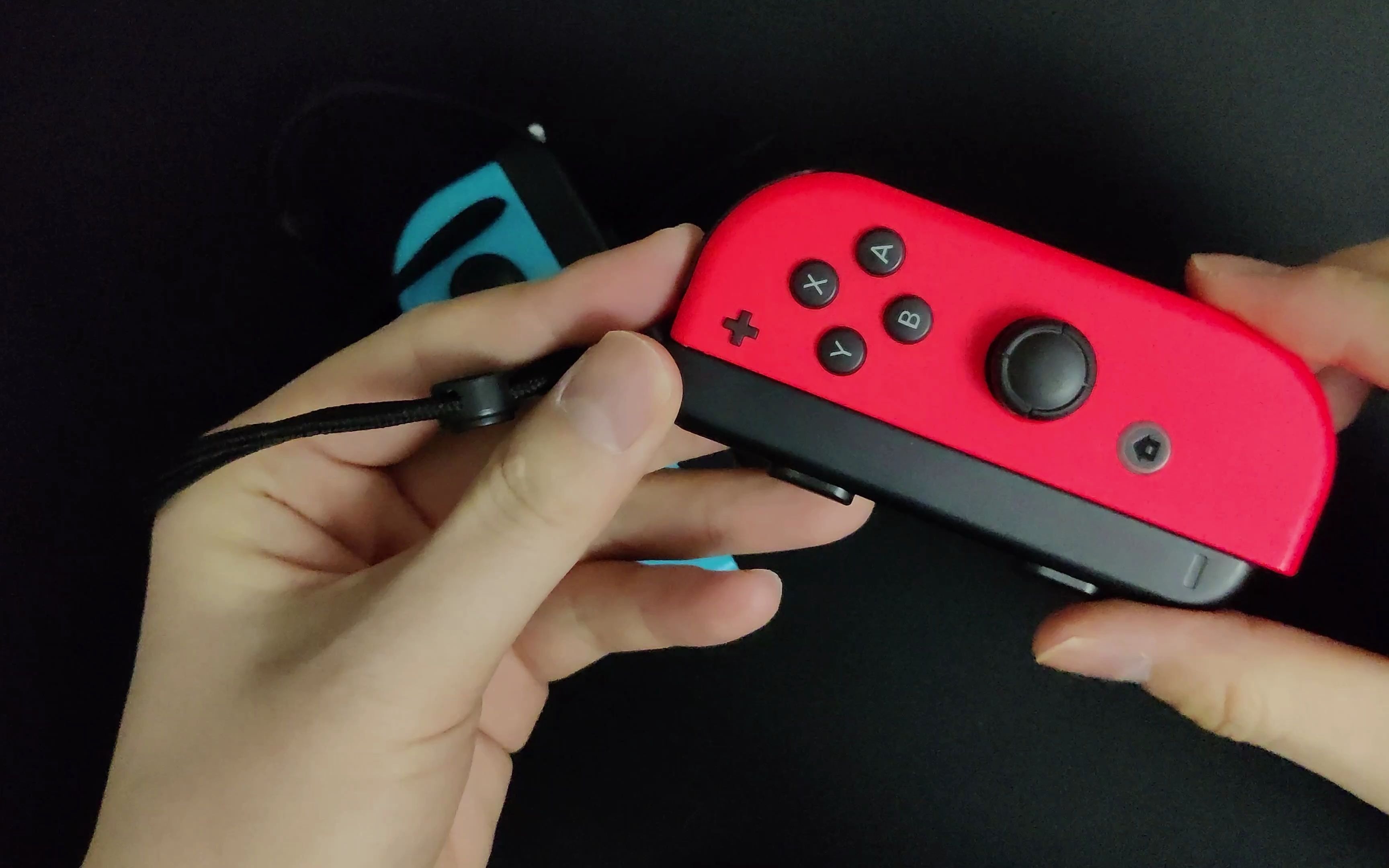 【店长】任天堂Switch的Joy-Con和腕带插反了怎么办?别着急,十秒...