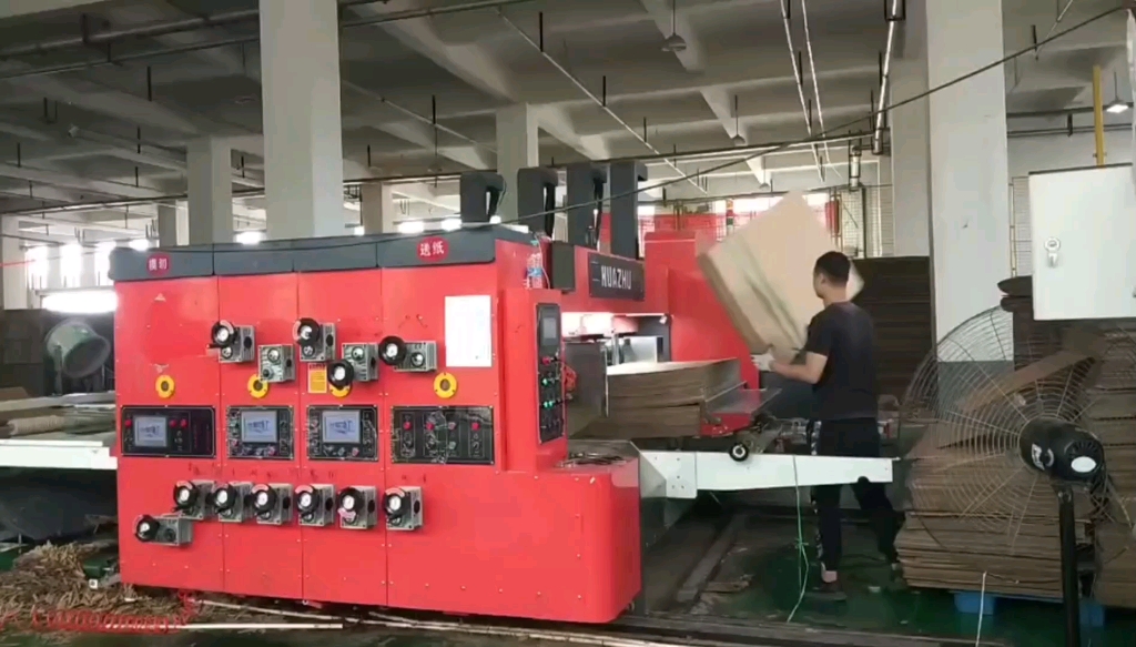 纸箱印刷机A2800型全自动双色印刷模切机工作视频