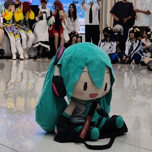 吸锡娃 