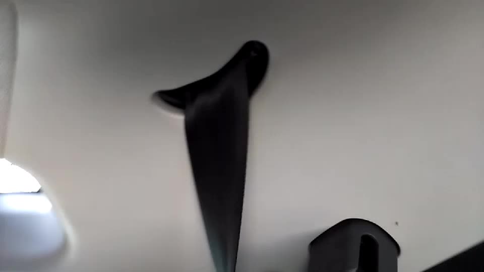 后排安全带在这个地方靠近后备箱了「来自懂车帝车友圈」