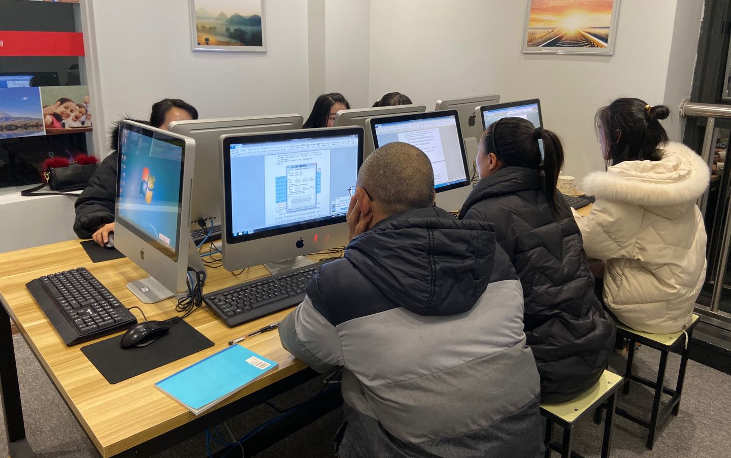 文员ERP自学教程:销售操作全流程和生产管理基础知识