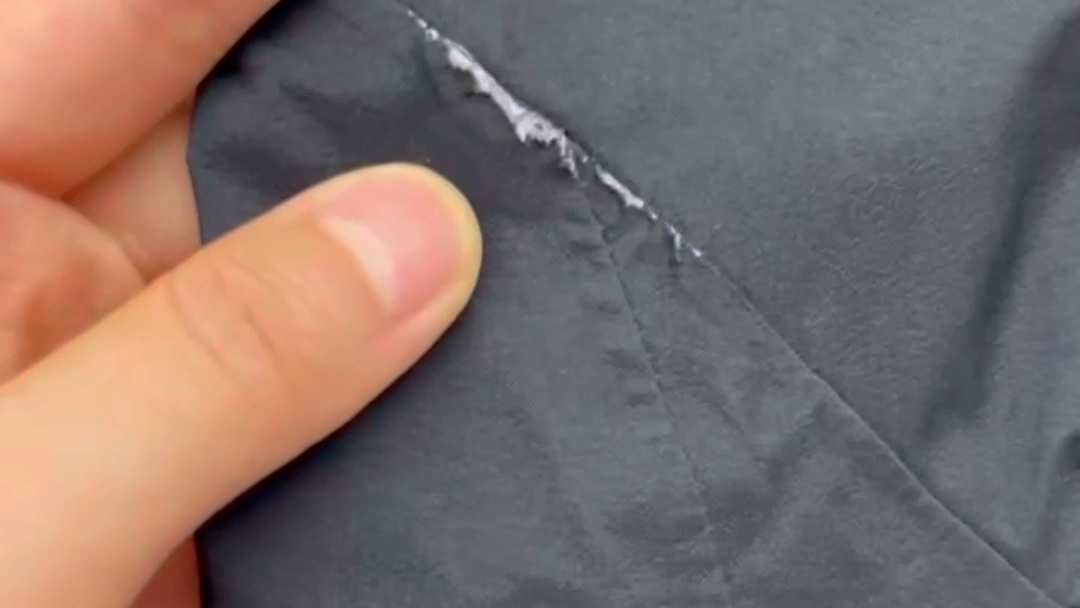 BURTON 伯顿【ak】457雪服面料磨破磨损修复