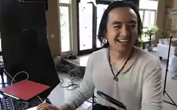 妈呀～实习会议气氛还可以这么快乐!