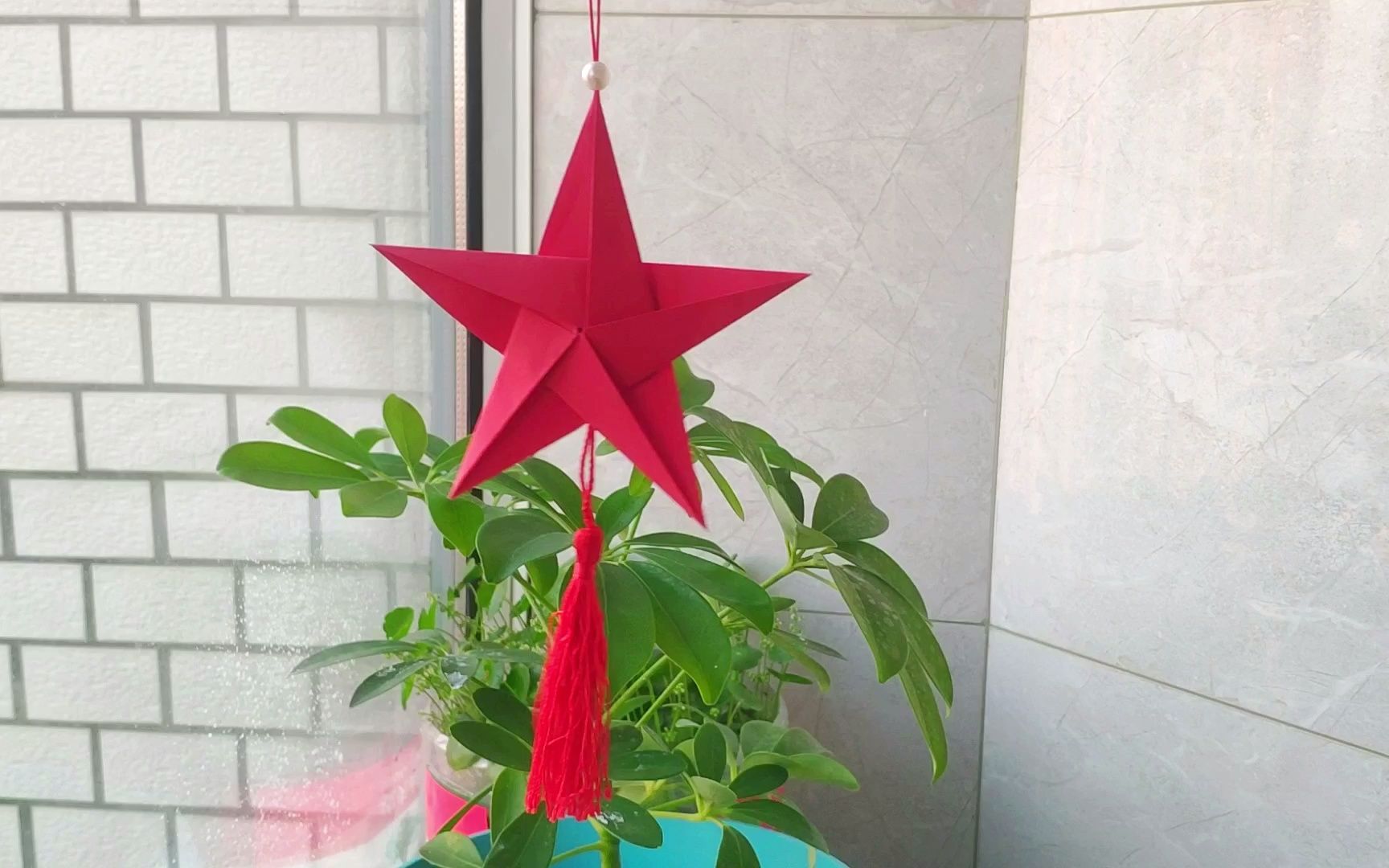 立体五角星折纸方法,手工制作漂亮的五角星挂件