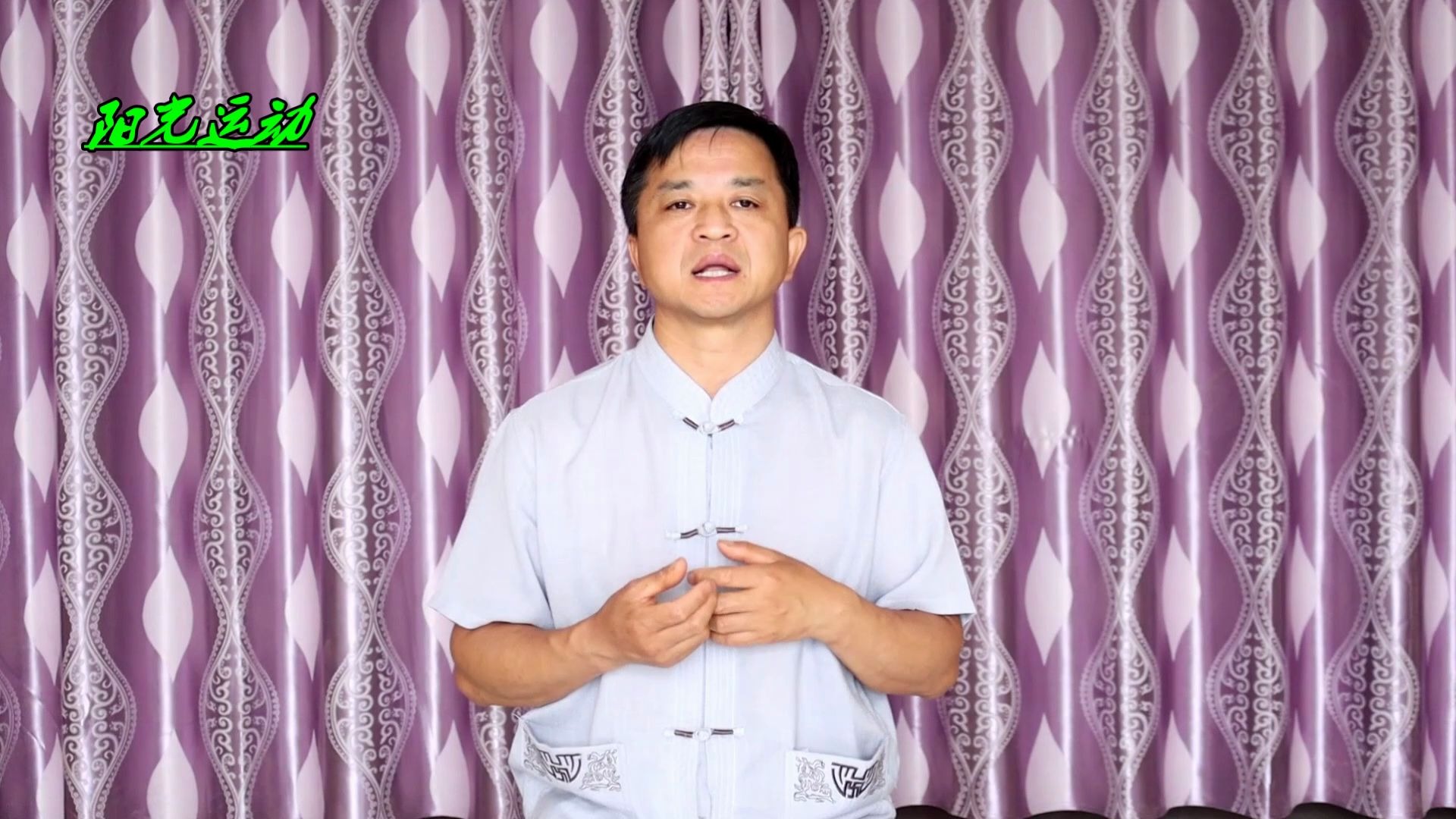 常玩手机对我们的身体有哪些危害?小阳说出了他的看法