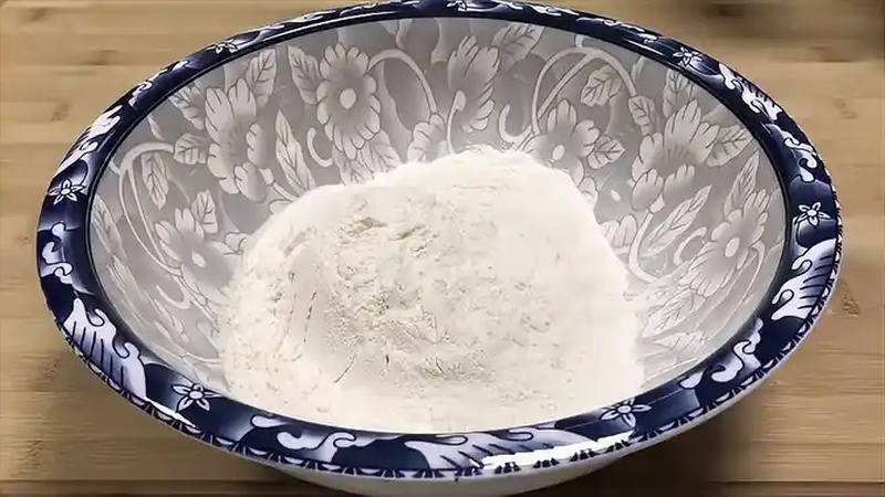 早餐饼这样做才好吃,大妈教你新做法,30秒出锅,比买的好吃