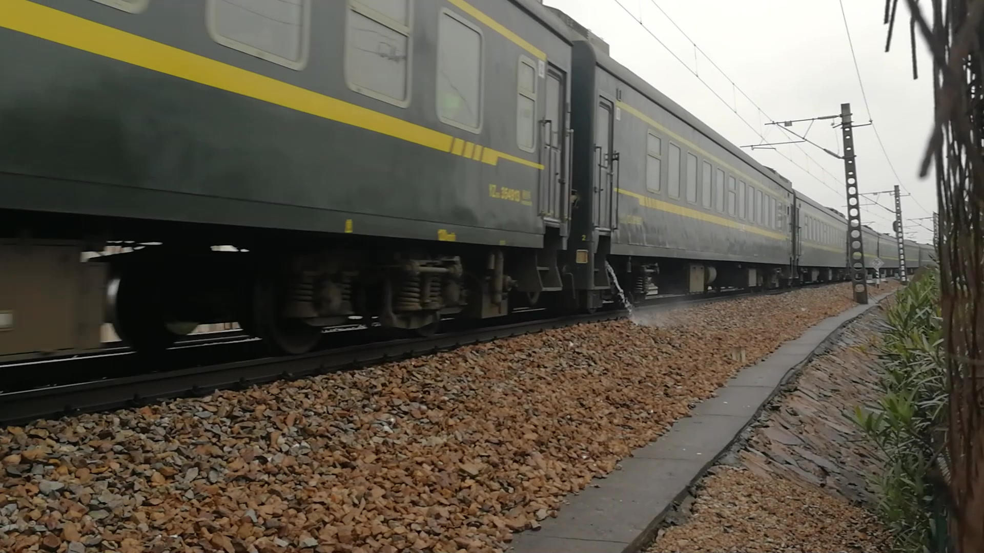 【火车】上局沪段SS8-0003牵引上海南开往衡阳的K759次缓慢通过