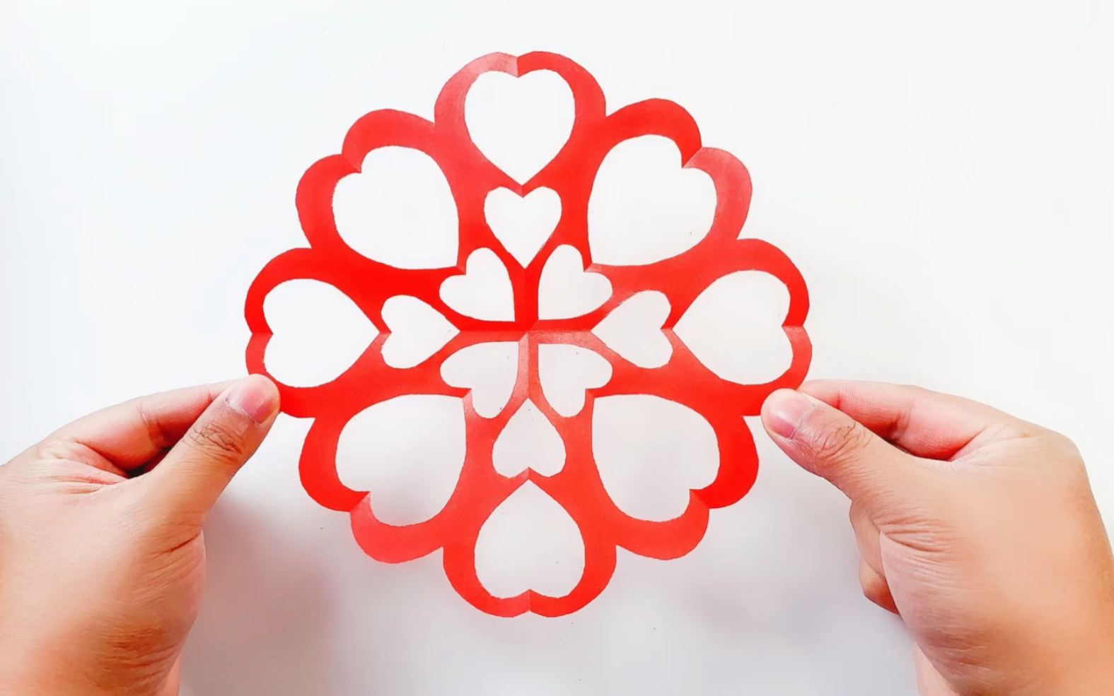 教你一分钟剪窗花,休闲向