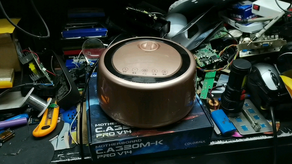 粉丝拿来一台水暖毯说不同不能加热了,维修教程