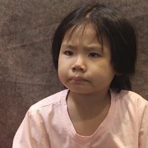坐的士的四号小孩 