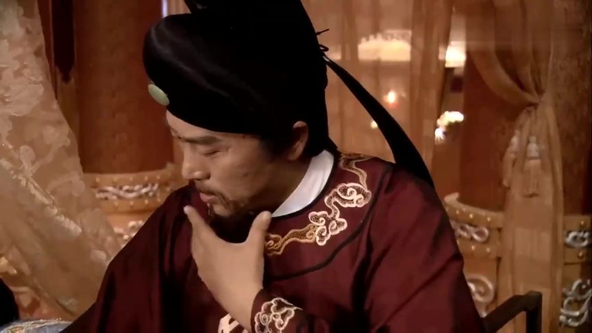 心机贵妃故意绊怀有身孕娘娘一跤,不料动了胎气,竟要早产临盆!
