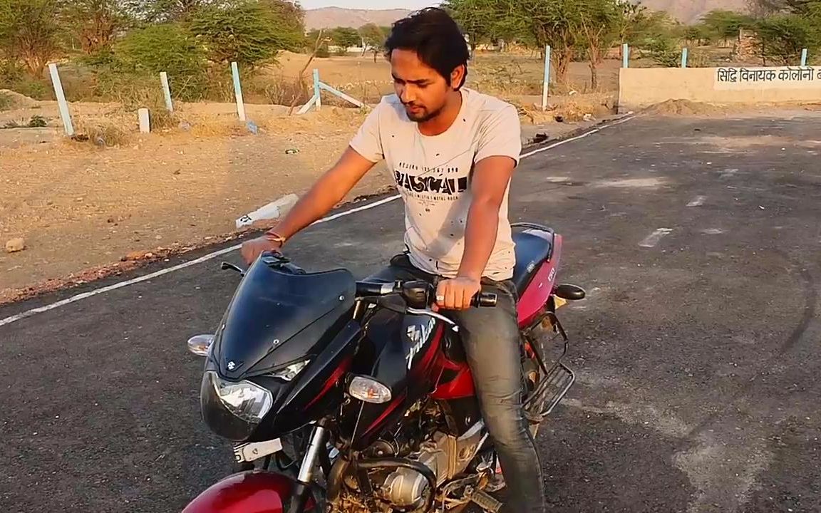 摩托车没有离合器可以换挡?这操作我信了,网友:会不会危险