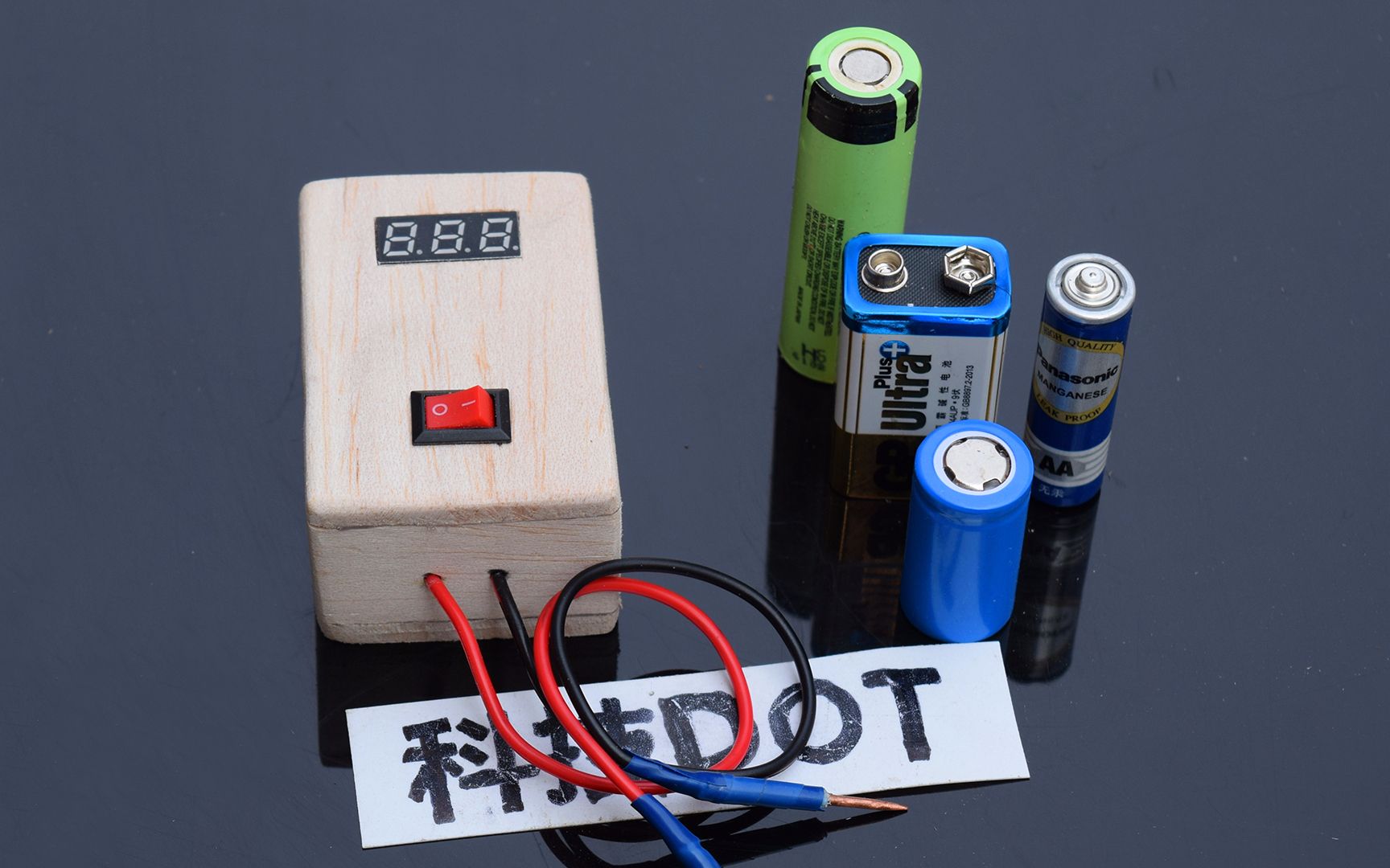 几个元件自制实用电压表 简单方法教你DIY微型直流电压显示器