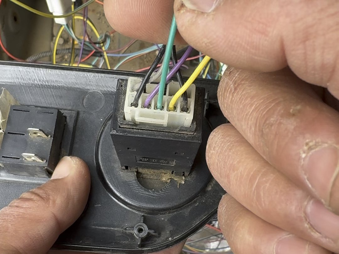 电动四轮车六线换挡旋钮