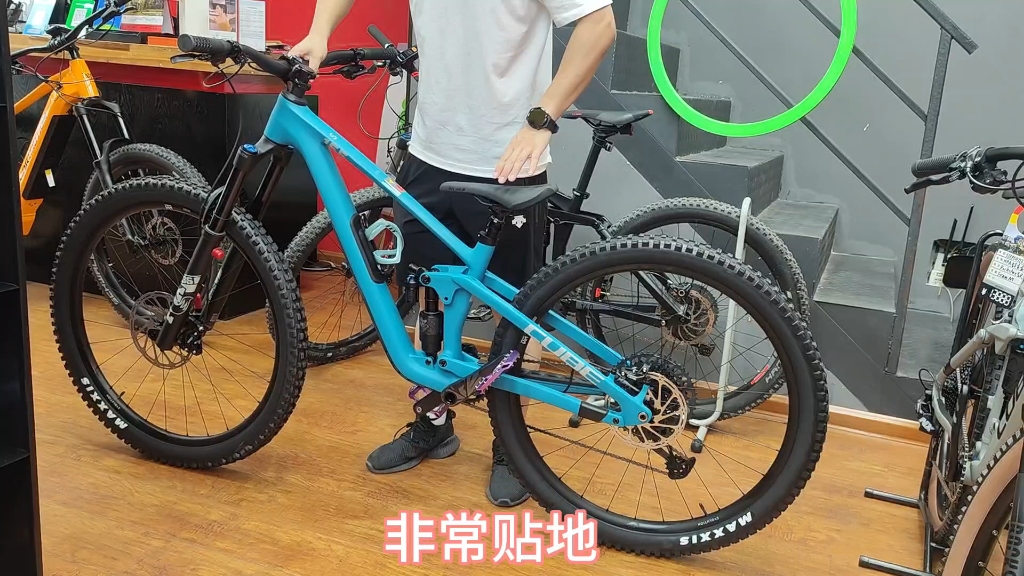 CUBE155软尾山地车贴地测试,非常丝滑