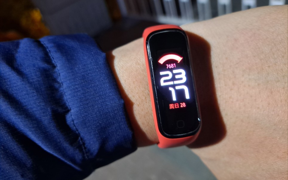 三星Fit2手环自带gps,小伙实际测试拿手环画地图的正确方式,结果绕了...