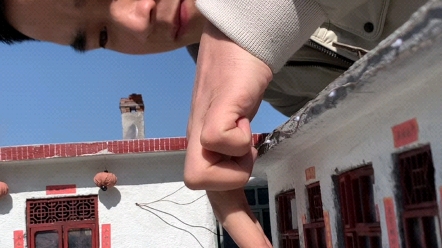 巨人进村,微缩老屋模型