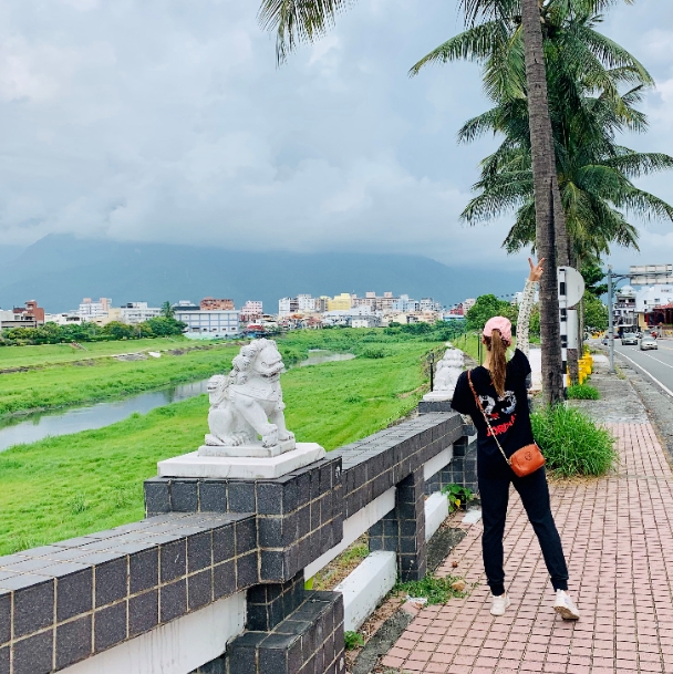 明日之光筱唯酱 