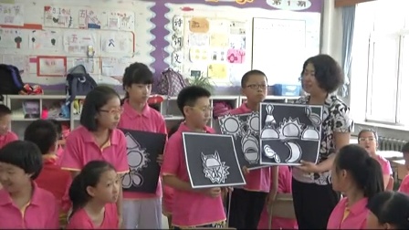 小美-美术课上的小组合作及怎样让学生善于细致观察1