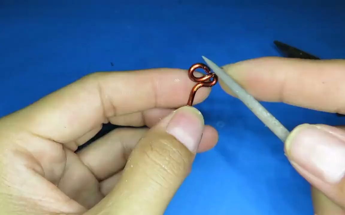 用线圈制作超高速的直流电机,这原理还真没看明白!.mp4