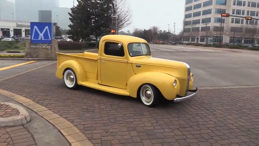 赛车游戏 见过这种样子的皮卡吗