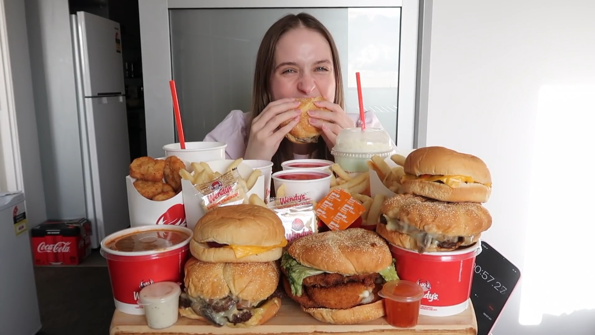 挑战10000卡路里汉堡快餐!