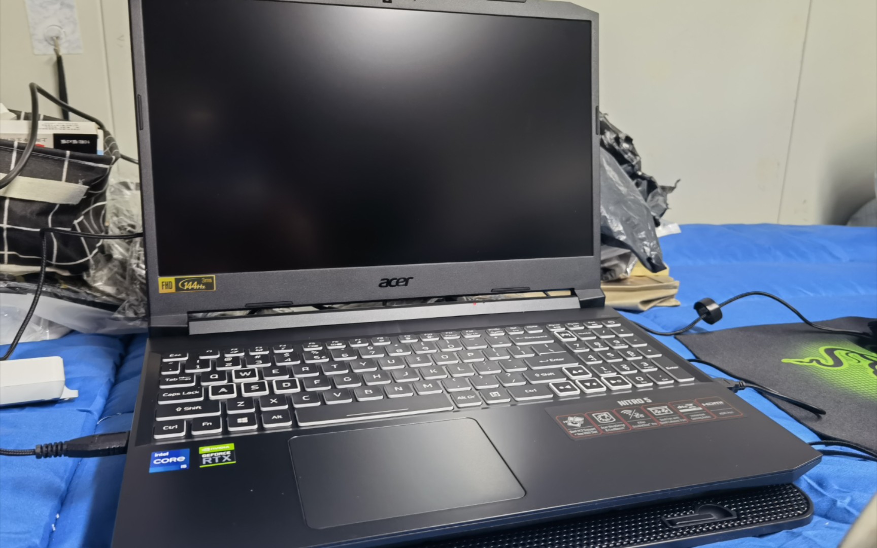 宏碁暗影骑士擎(3060)开箱/拆机/换硬盘-vlog