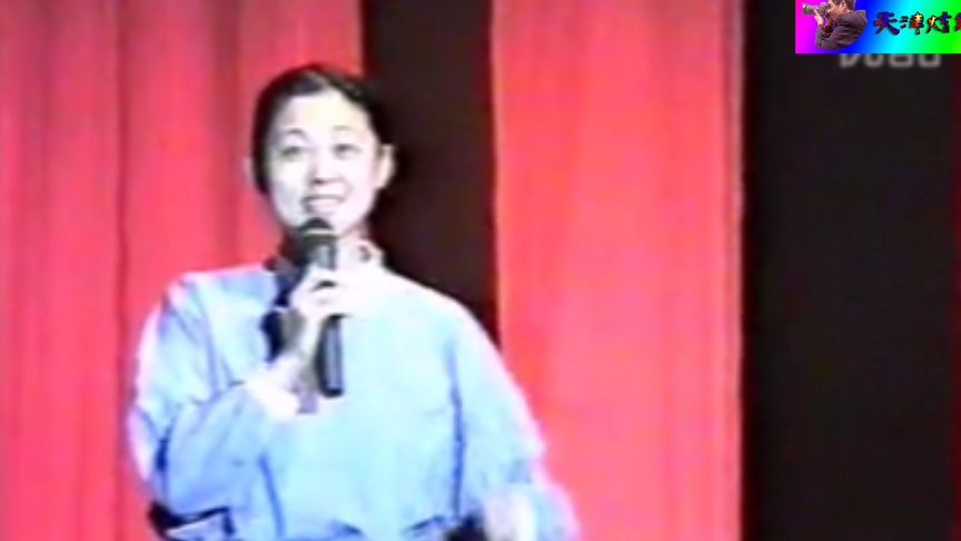 倪萍老师在北京交大励志演讲,鼓励学生们学有所长,报效祖国。