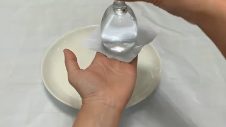 在家的科学小实验,快给小朋友安排起来|||科学小实验《倒立的水》活动...