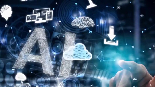 吴泳铭谈大模型变革:自然语言编程将颠覆软件开发行业