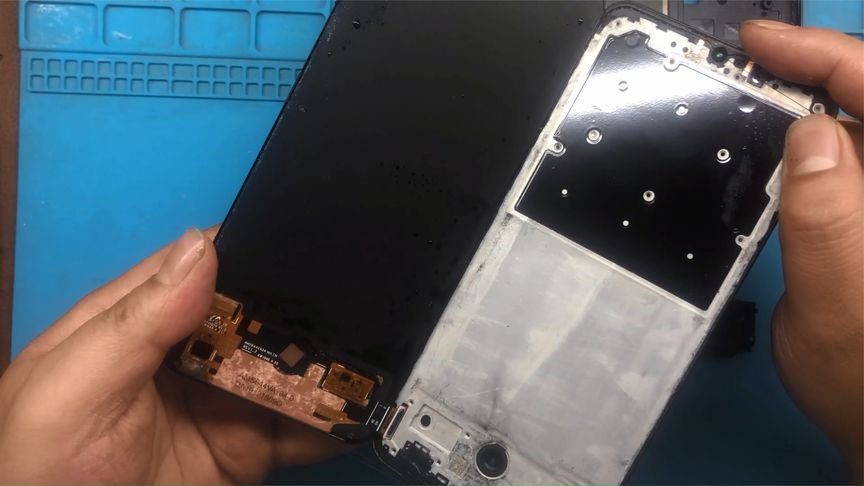 oppo手机屏幕不显示,找块屏幕给它装上,这就好了